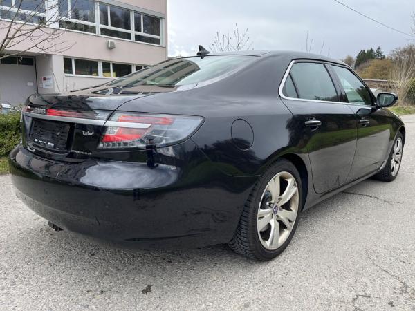Black Saab 9-5 2010 in Riga, with an engine capacity of 2.00 L and mileage of 180 thousand km for 10900 €, photo 6 on AUTOMOTO.COM.LV
