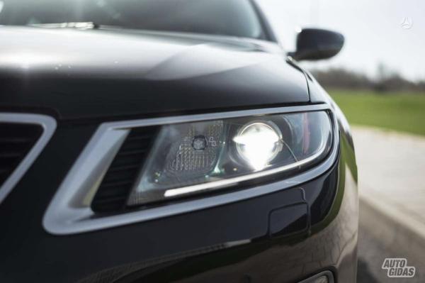 Black Saab 9-5 2011 in Vilnius, with an engine capacity of 2.80 L and mileage of 138 thousand km for 11000 €, photo 6 on AUTOMOTO.COM.LV