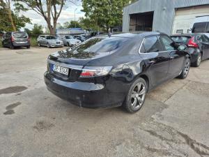 Black Saab 9-5 2011 in Riga, with an engine capacity of 2.00 L and mileage of 285 thousand km for 3450 €, photo 5 on AUTOMOTO.COM.LV
