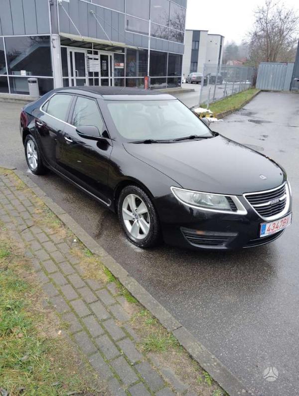Melns Saab 9-5 2012 Viļņa, ar dzinēja tilpumu 1.96 L un nobraukumu 282 tūkst. km par 5800 €, foto 5 vietnē AUTOMOTO.COM.LV