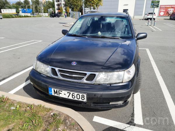 Melns Saab 9-5 2000 Rīga, ar dzinēja tilpumu 2.30 L un nobraukumu 367 tūkst. km par 700 €, foto 1 vietnē AUTOMOTO.COM.LV