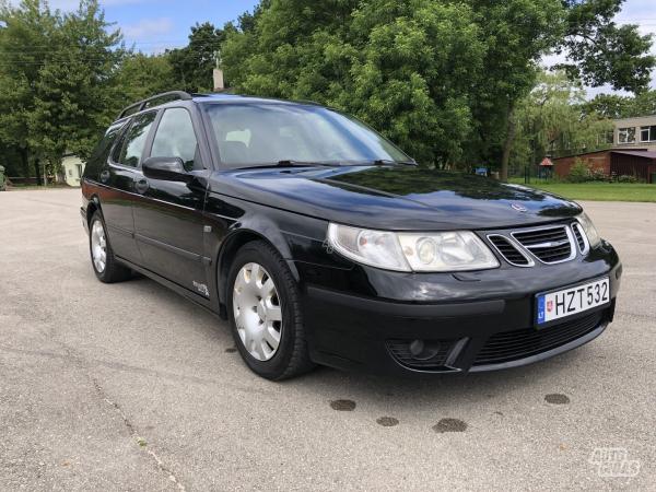Melns Saab 9-5 2004 Panevēža, ar dzinēja tilpumu 2.30 L un nobraukumu 340 tūkst. km par 1000 €, foto 3 vietnē AUTOMOTO.COM.LV