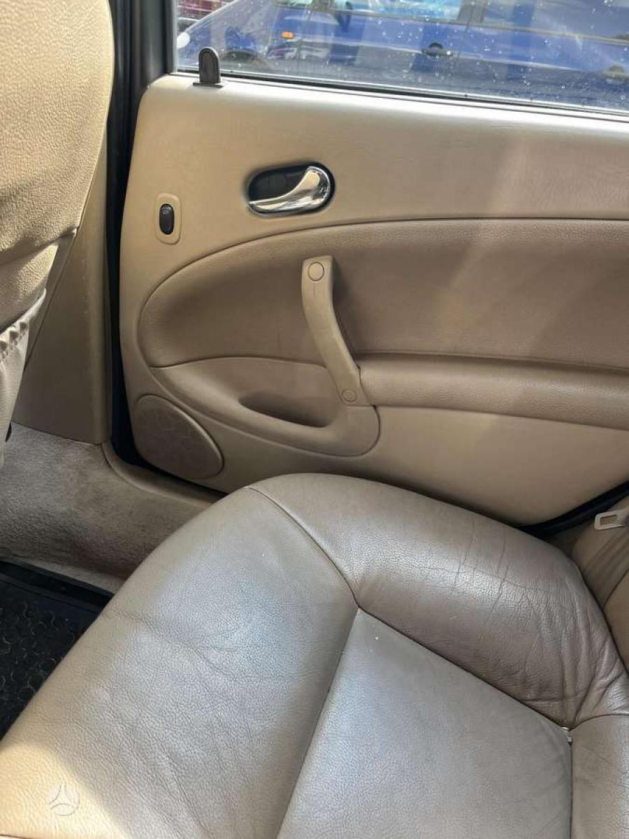 Black Saab 9-5 2004 in Vilnius, with an engine capacity of 2.17 L and mileage of 413 thousand km for 450 €, photo 14 on AUTOMOTO.COM.LV
