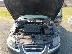 Melns Saab 9-5 2006 Šauļi, ar dzinēja tilpumu 1.90 L un nobraukumu 418 tūkst. km par 1750 €, foto 33 vietnē AUTOMOTO.COM.LV