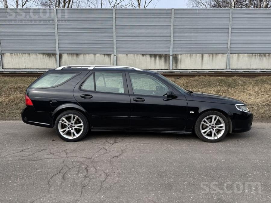 Melns Saab 9-5 2008 Rīga, ar dzinēja tilpumu 2.30 L un nobraukumu 386 tūkst. km par 2800 €, foto 3 vietnē AUTOMOTO.COM.LV