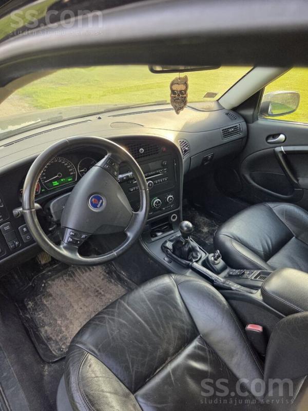 Melns Saab 9-5 2008 Tukums, ar dzinēja tilpumu 1.90 L un nobraukumu 310 tūkst. km par 700 €, foto 3 vietnē AUTOMOTO.COM.LV