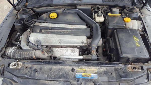 Black Saab 9-5 2008 in Vilnius, with an engine capacity of 2.00 L and mileage of 250 thousand km for 499 €, photo 3 on AUTOMOTO.COM.LV