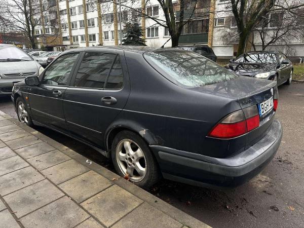 Zils Saab 9-5 1999 Viļņa, ar dzinēja tilpumu 2.29 L un nobraukumu 227 tūkst. km par 650 €, foto 4 vietnē AUTOMOTO.COM.LV