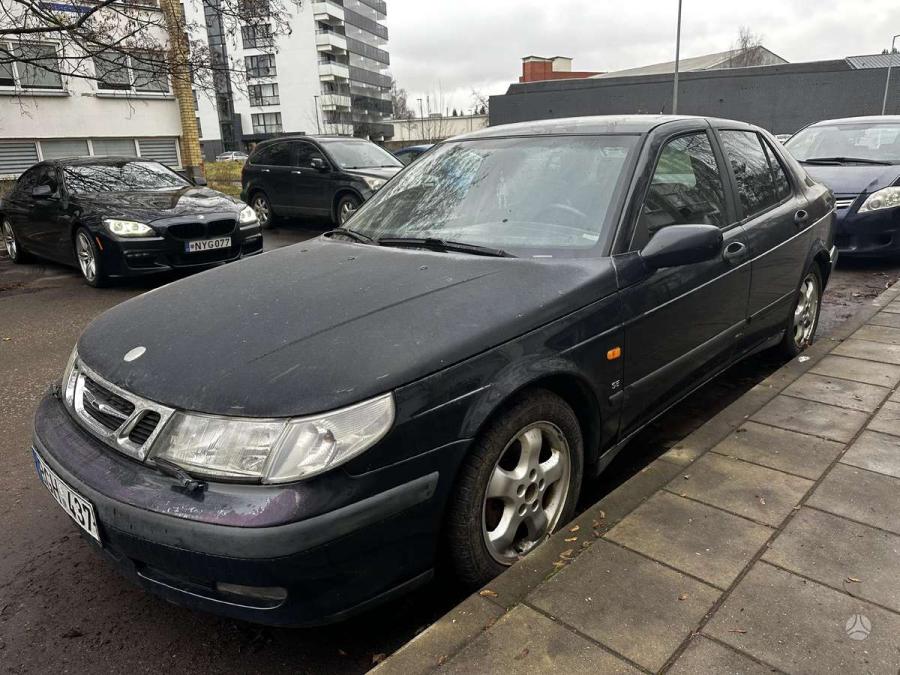 Zils Saab 9-5 1999 Viļņa, ar dzinēja tilpumu 2.29 L un nobraukumu 245 tūkst. km par 650 €, foto 3 vietnē AUTOMOTO.COM.LV