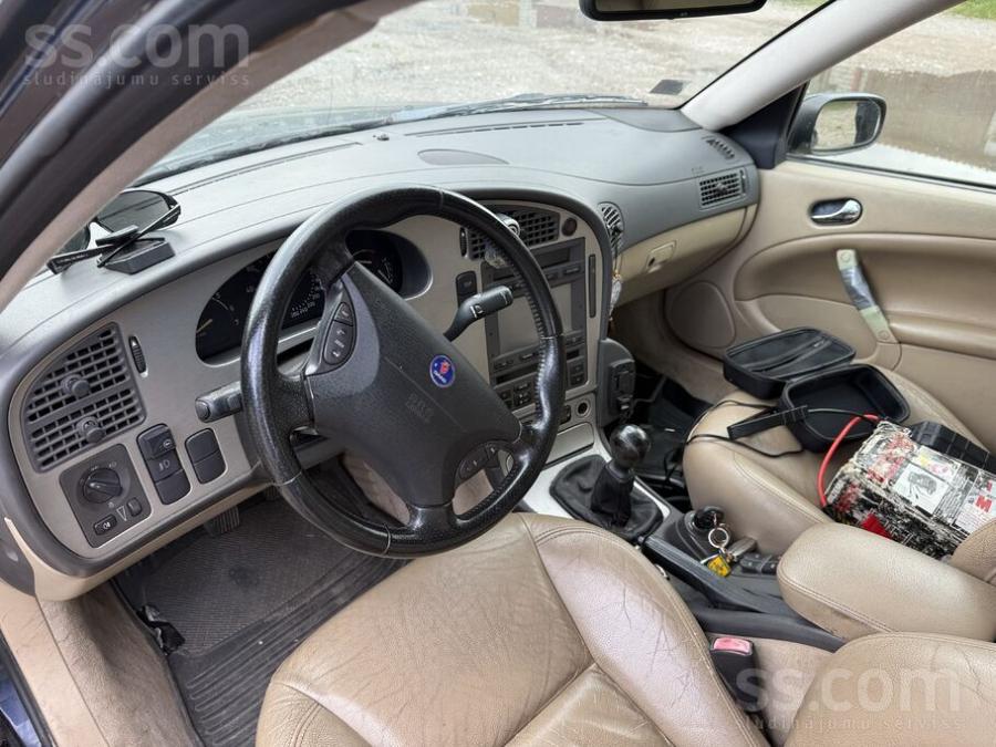 Zils Saab 9-5 2002 Ventspils, ar dzinēja tilpumu 2.30 L un nobraukumu 255 tūkst. km par 500 €, foto 9 vietnē AUTOMOTO.COM.LV