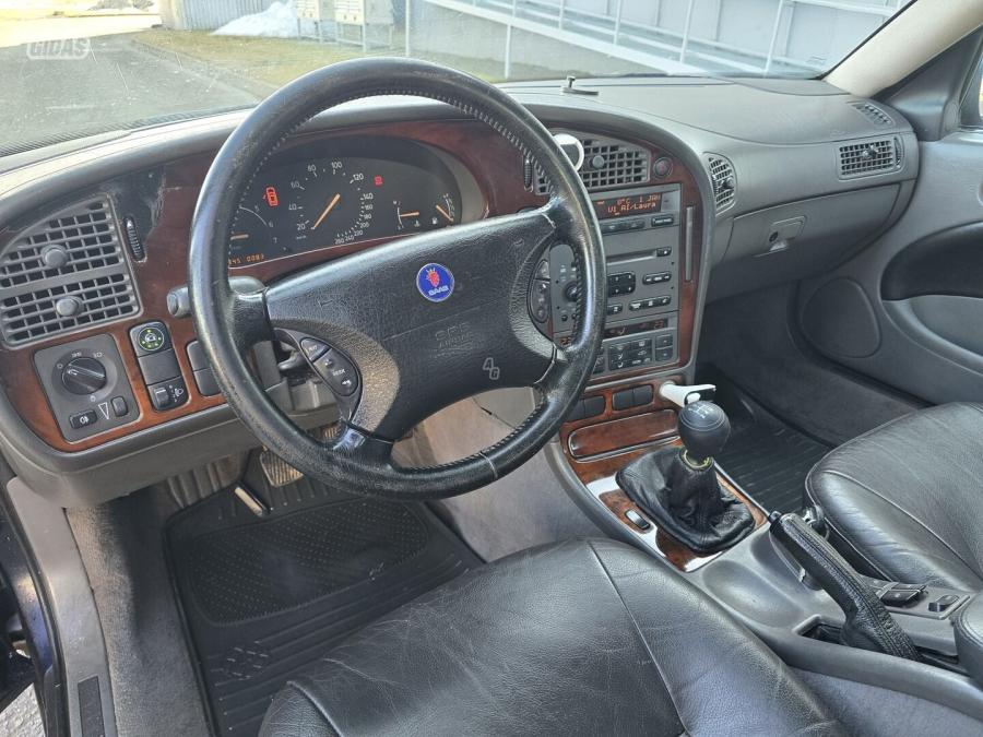 Zils Saab 9-5 2003 Radviliškis, ar dzinēja tilpumu 2.00 L un nobraukumu 249 tūkst. km par 880 €, foto 15 vietnē AUTOMOTO.COM.LV