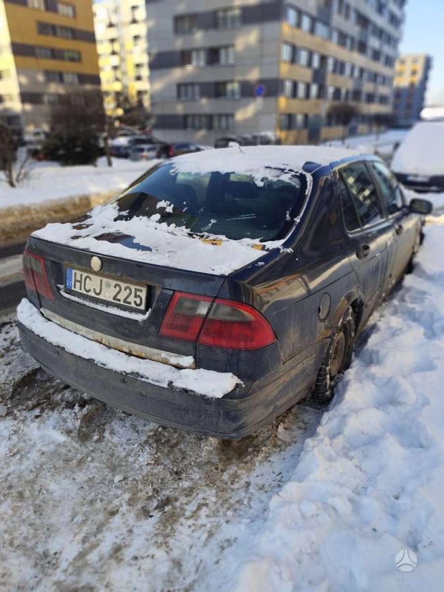 Zils Saab 9-5 2005 Viļņa, ar dzinēja tilpumu 2.17 L un nobraukumu 430 tūkst. km par 500 €, foto 1 vietnē AUTOMOTO.COM.LV