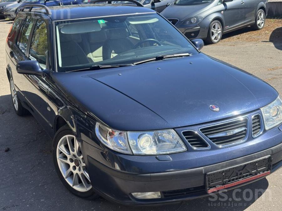 Blue Saab 9-5 2004 in Riga, with an engine capacity of 2.30 L and mileage of 239 thousand km for 2750 €, photo 8 on AUTOMOTO.COM.LV