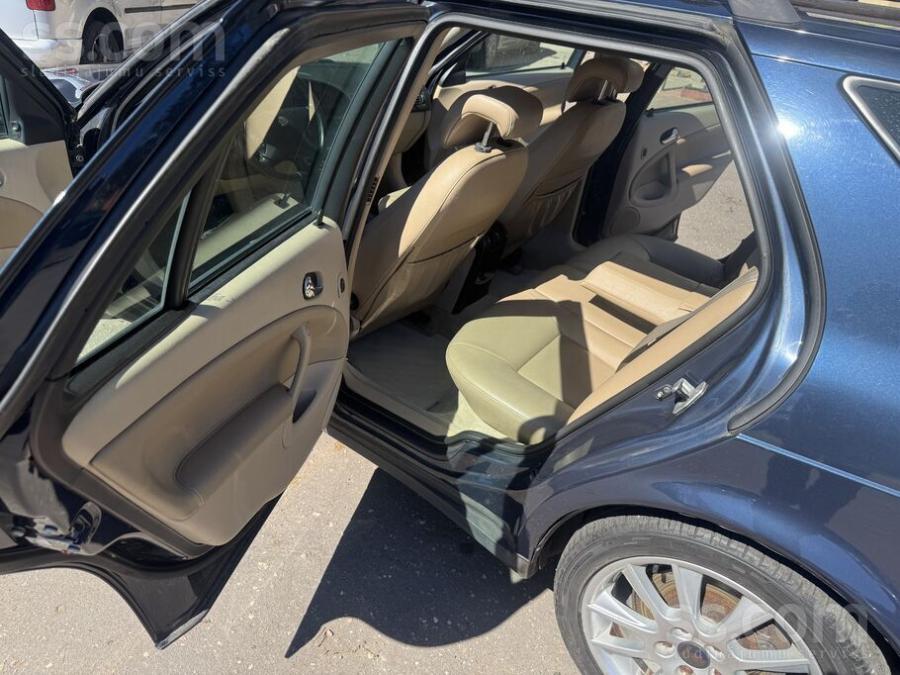 Blue Saab 9-5 2004 in Riga, with an engine capacity of 2.30 L and mileage of 239 thousand km for 2750 €, photo 10 on AUTOMOTO.COM.LV