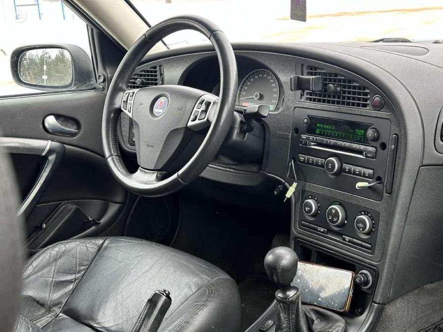 Brown Saab 9-5 2006 in Vilnius, with an engine capacity of 1.91 L and mileage of 300 thousand km for 1200 €, photo 10 on AUTOMOTO.COM.LV