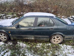 Zaļš Saab 9-5 1998 Rīga, ar dzinēja tilpumu 2.30 L un nobraukumu 442 tūkst. km par 400 €, foto 3 vietnē AUTOMOTO.COM.LV
