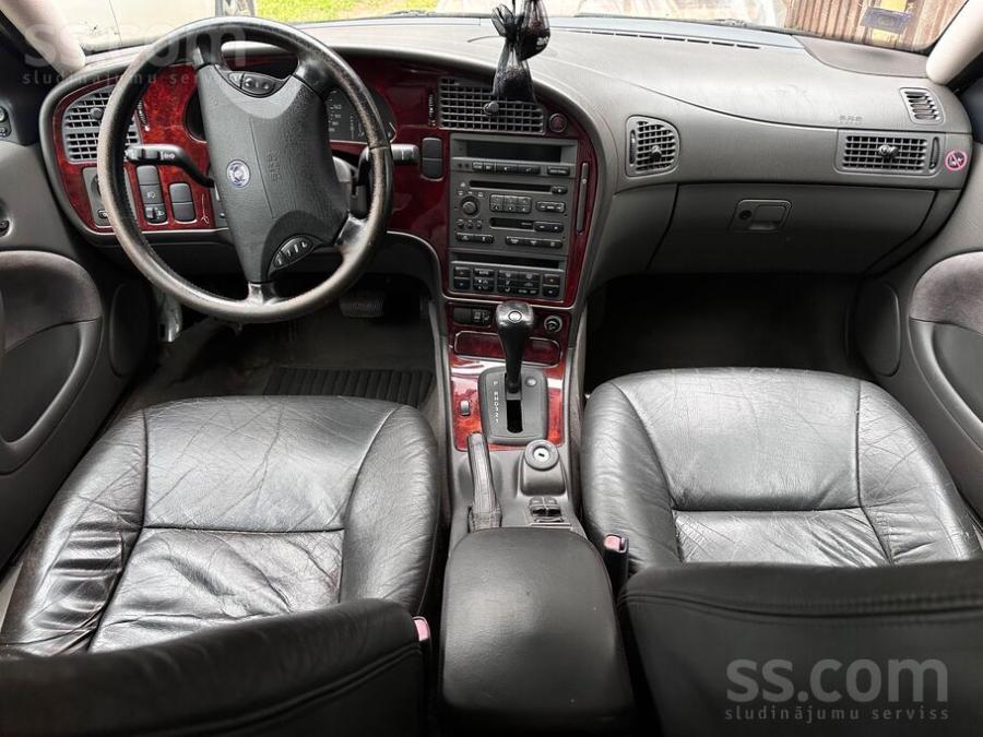 Pelēks Saab 9-5 1998 Limbaži, ar dzinēja tilpumu 2.30 L un nobraukumu 314 tūkst. km par 700 €, foto 5 vietnē AUTOMOTO.COM.LV