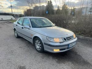 Pelēks Saab 9-5 1999 Viļņa, ar dzinēja tilpumu 3.00 L un nobraukumu 280 tūkst. km par 800 €, foto 3 vietnē AUTOMOTO.COM.LV