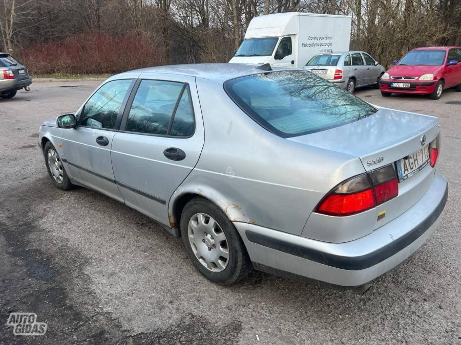 Pelēks Saab 9-5 1999 Viļņa, ar dzinēja tilpumu 3.00 L un nobraukumu 280 tūkst. km par 800 €, foto 4 vietnē AUTOMOTO.COM.LV