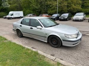 Grey Saab 9-5 2000 in Vilnius, with an engine capacity of 2.30 L and mileage of 389 thousand km for 600 €, photo 5 on AUTOMOTO.COM.LV