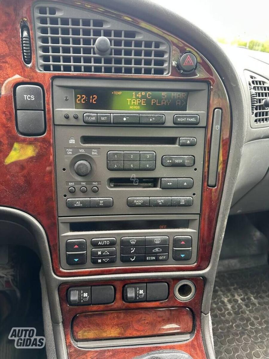 Grey Saab 9-5 2000 in Vilnius, with an engine capacity of 2.30 L and mileage of 389 thousand km for 600 €, photo 12 on AUTOMOTO.COM.LV