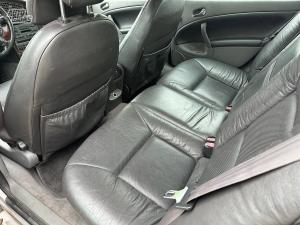 Grey Saab 9-5 2000 in Vilnius, with an engine capacity of 2.30 L and mileage of 389 thousand km for 600 €, photo 16 on AUTOMOTO.COM.LV