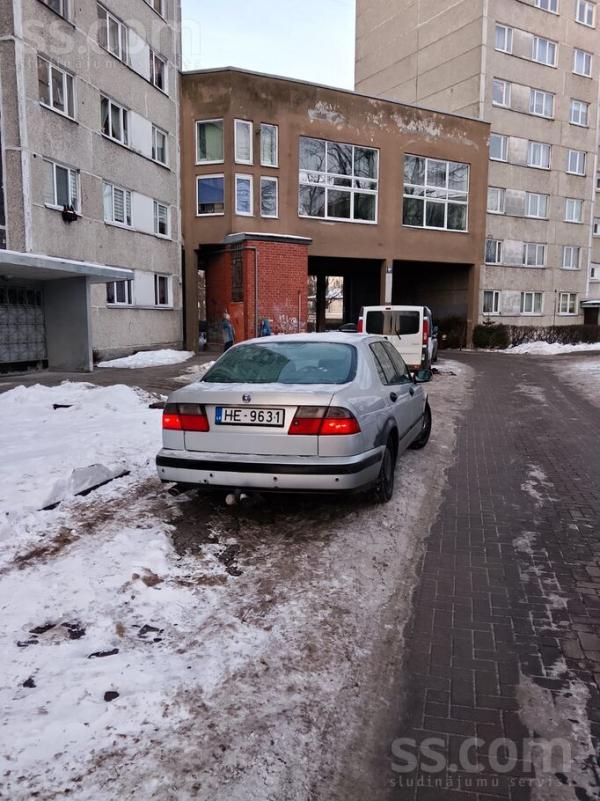 Pelēks Saab 9-5 2000 Rīga, ar dzinēja tilpumu 2.30 L un nobraukumu 0 tūkst. km par 1600 €, foto 6 vietnē AUTOMOTO.COM.LV