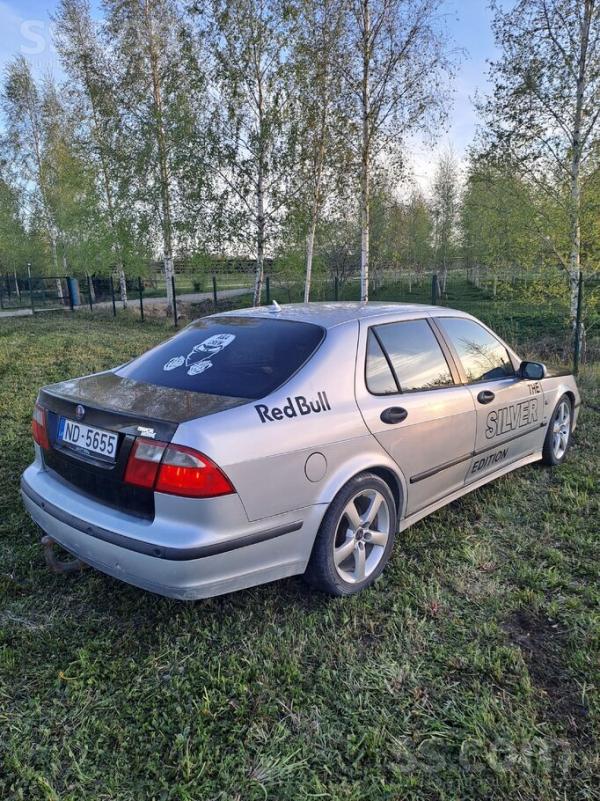 Grey Saab 9-5 2002 in Tukums, with an engine capacity of 2.30 L and mileage of 324 thousand km for 6700 €, photo 2 on AUTOMOTO.COM.LV