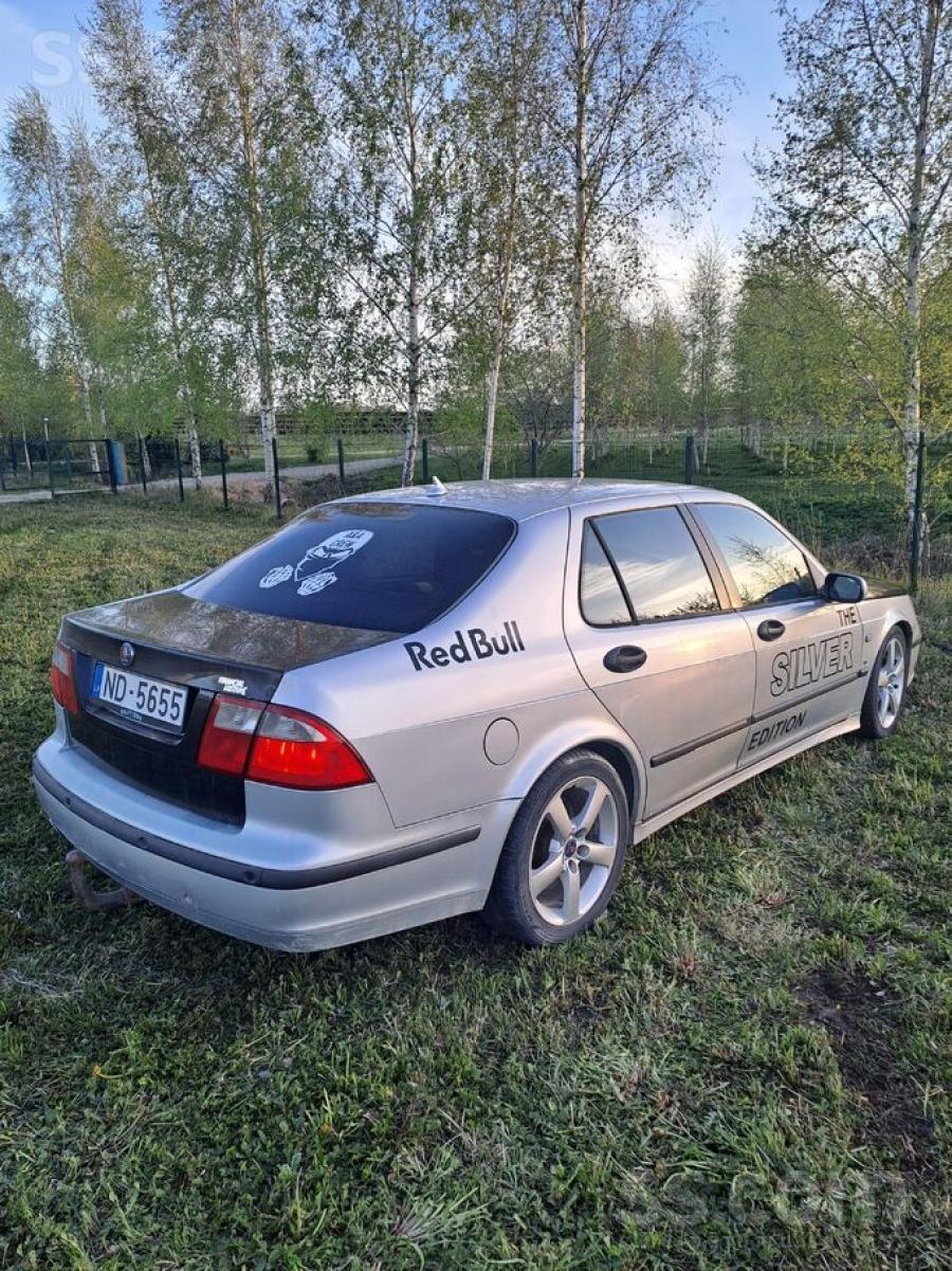 Grey Saab 9-5 2002 in Tukums, with an engine capacity of 2.30 L and mileage of 324 thousand km for 6700 €, photo 2 on AUTOMOTO.COM.LV