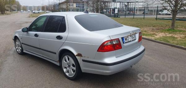 Pelēks Saab 9-5 2002 Rīga, ar dzinēja tilpumu 2.20 L un nobraukumu 383 tūkst. km par 1150 €, foto 5 vietnē AUTOMOTO.COM.LV