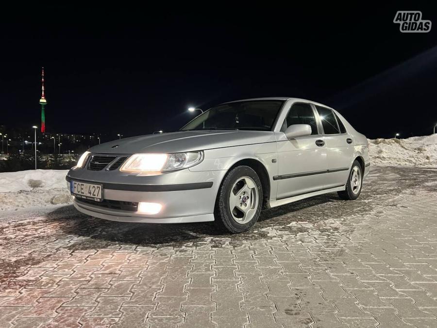 Grey Saab 9-5 2003 in Vilnius, with an engine capacity of 2.30 L and mileage of 198 thousand km for 1700 €, photo 1 on AUTOMOTO.COM.LV