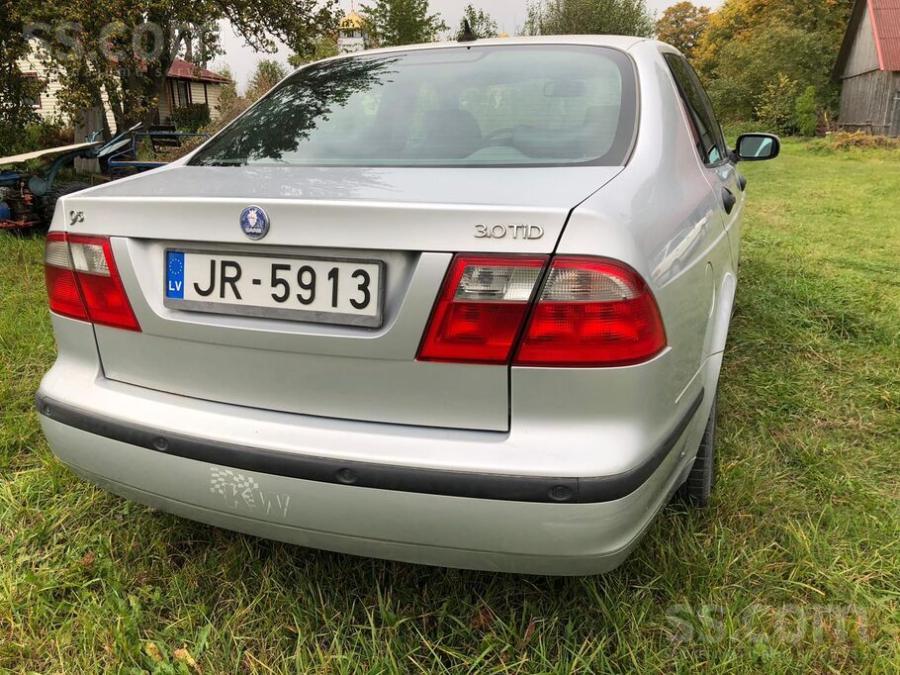 Pelēks Saab 9-5 2003 Preiļi, ar dzinēja tilpumu 3.00 L un nobraukumu 260 tūkst. km par 699 €, foto 5 vietnē AUTOMOTO.COM.LV