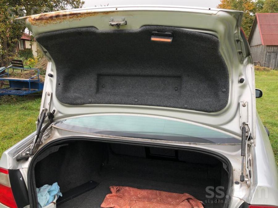 Pelēks Saab 9-5 2003 Preiļi, ar dzinēja tilpumu 3.00 L un nobraukumu 260 tūkst. km par 699 €, foto 8 vietnē AUTOMOTO.COM.LV