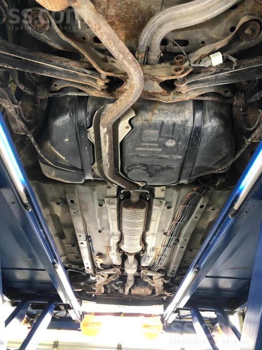 Pelēks Saab 9-5 2003 Preiļi, ar dzinēja tilpumu 3.00 L un nobraukumu 260 tūkst. km par 699 €, foto 10 vietnē AUTOMOTO.COM.LV