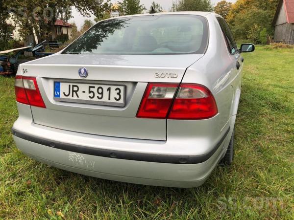 Pelēks Saab 9-5 2003 Preiļi, ar dzinēja tilpumu 3.00 L un nobraukumu 260 tūkst. km par 699 €, foto 4 vietnē AUTOMOTO.COM.LV