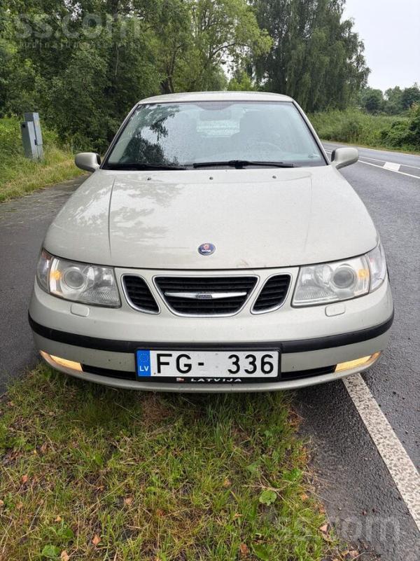 Pelēks Saab 9-5 2004 Jelgava, ar dzinēja tilpumu 2.20 L un nobraukumu 287 tūkst. km par 1200 €, foto 1 vietnē AUTOMOTO.COM.LV