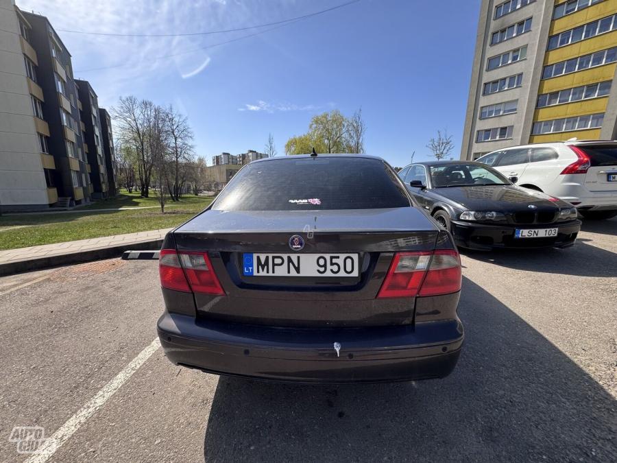 Grey Saab 9-5 2005 in Jonava, with an engine capacity of 2.30 L and mileage of 275 thousand km for 1100 €, photo 4 on AUTOMOTO.COM.LV