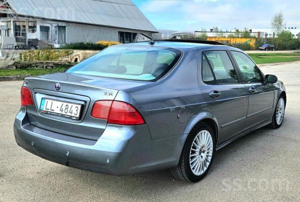 Pelēks Saab 9-5 2006 Rīga, ar dzinēja tilpumu 2.30 L un nobraukumu 263 tūkst. km par 2250 €, foto 10 vietnē AUTOMOTO.COM.LV