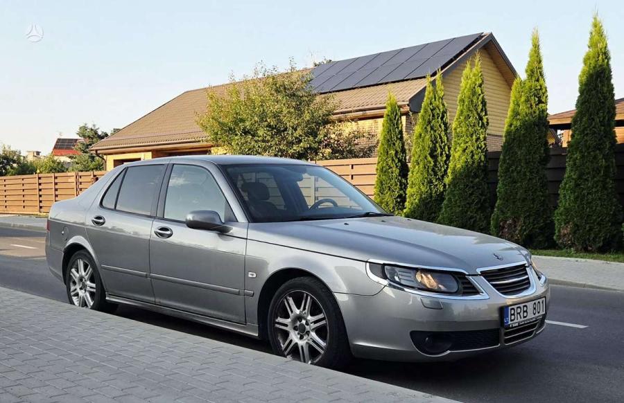 Pelēks Saab 9-5 2006 Kauņa, ar dzinēja tilpumu 2.29 L un nobraukumu 185 tūkst. km par 990 €, foto 1 vietnē AUTOMOTO.COM.LV