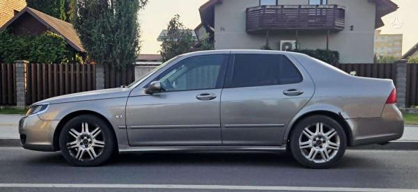 Pelēks Saab 9-5 2006 Kauņa, ar dzinēja tilpumu 2.29 L un nobraukumu 185 tūkst. km par 990 €, foto 3 vietnē AUTOMOTO.COM.LV