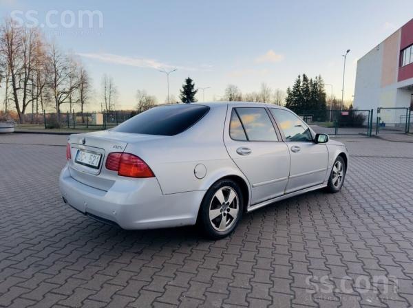 Grey Saab 9-5 2007 in Riga, with an engine capacity of 2.30 L and mileage of 316 thousand km for 1600 €, photo 2 on AUTOMOTO.COM.LV