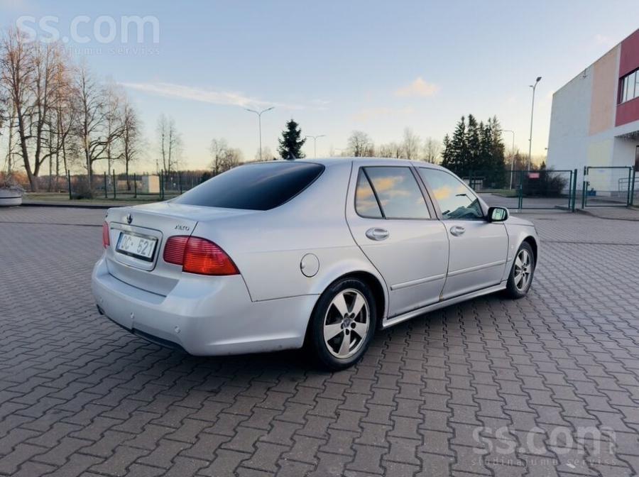 Grey Saab 9-5 2007 in Riga, with an engine capacity of 2.30 L and mileage of 316 thousand km for 1600 €, photo 2 on AUTOMOTO.COM.LV
