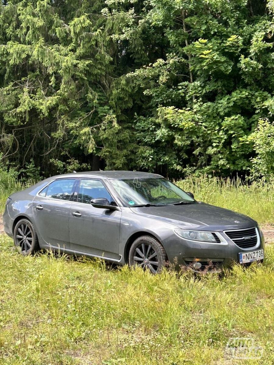 Pelēks Saab 9-5 2010 Viļņa, ar dzinēja tilpumu 2.00 L un nobraukumu 333 tūkst. km par 5000 €, foto 3 vietnē AUTOMOTO.COM.LV