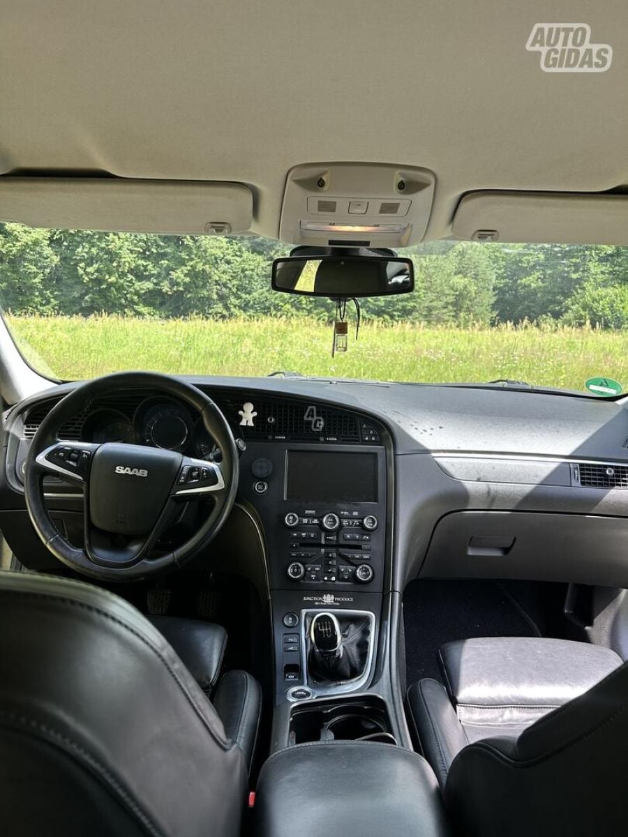 Pelēks Saab 9-5 2010 Viļņa, ar dzinēja tilpumu 2.00 L un nobraukumu 333 tūkst. km par 5000 €, foto 11 vietnē AUTOMOTO.COM.LV