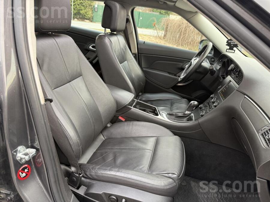 Grey Saab 9-5 2011 in Riga, with an engine capacity of 2.00 L and mileage of 325 thousand km for 5995 €, photo 12 on AUTOMOTO.COM.LV