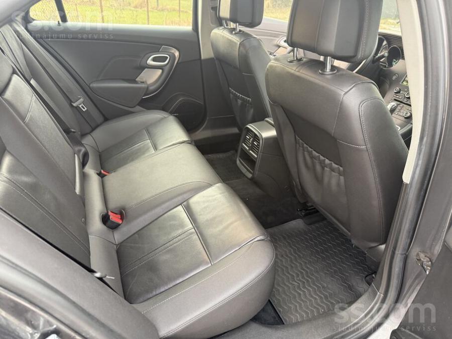 Grey Saab 9-5 2011 in Riga, with an engine capacity of 2.00 L and mileage of 325 thousand km for 5995 €, photo 15 on AUTOMOTO.COM.LV