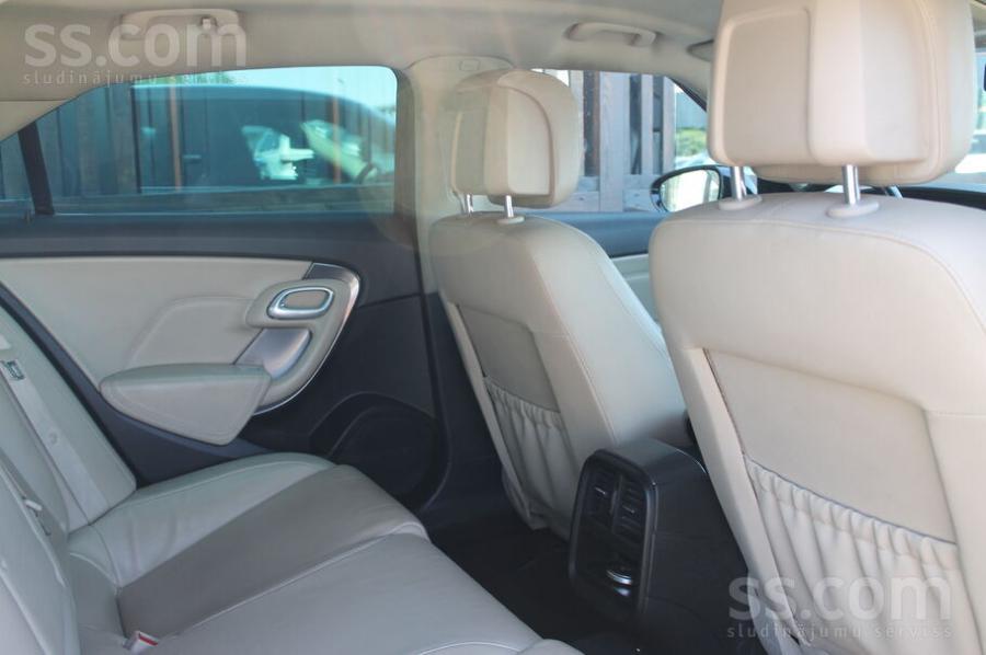Pelēks Saab 9-5 2011 Rīga, ar dzinēja tilpumu 2.00 L un nobraukumu 0 tūkst. km par 6990 €, foto 15 vietnē AUTOMOTO.COM.LV
