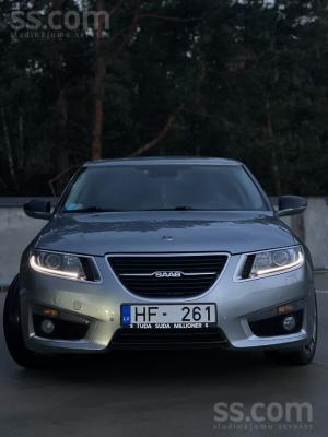 Grey Saab 9-5 2011 in Riga, with an engine capacity of 2.00 L and mileage of 364 thousand km for 8900 €, photo 3 on AUTOMOTO.COM.LV