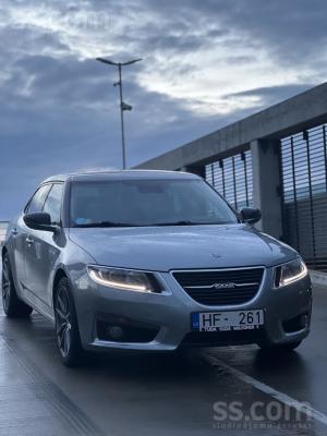 Grey Saab 9-5 2011 in Riga, with an engine capacity of 2.00 L and mileage of 364 thousand km for 8900 €, photo 5 on AUTOMOTO.COM.LV