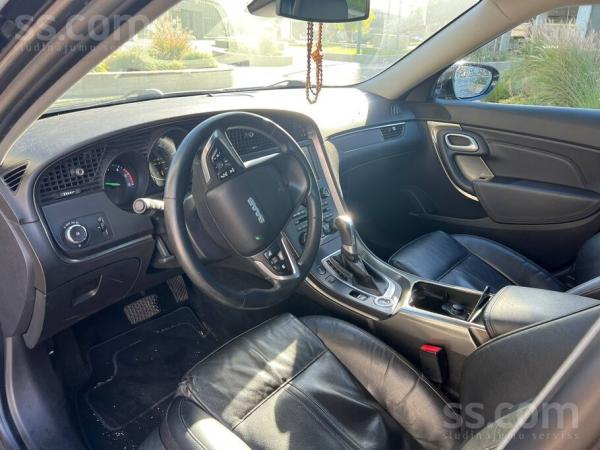 Grey Saab 9-5 2011 in Riga, with an engine capacity of 2.00 L and mileage of 338 thousand km for 8100 €, photo 5 on AUTOMOTO.COM.LV